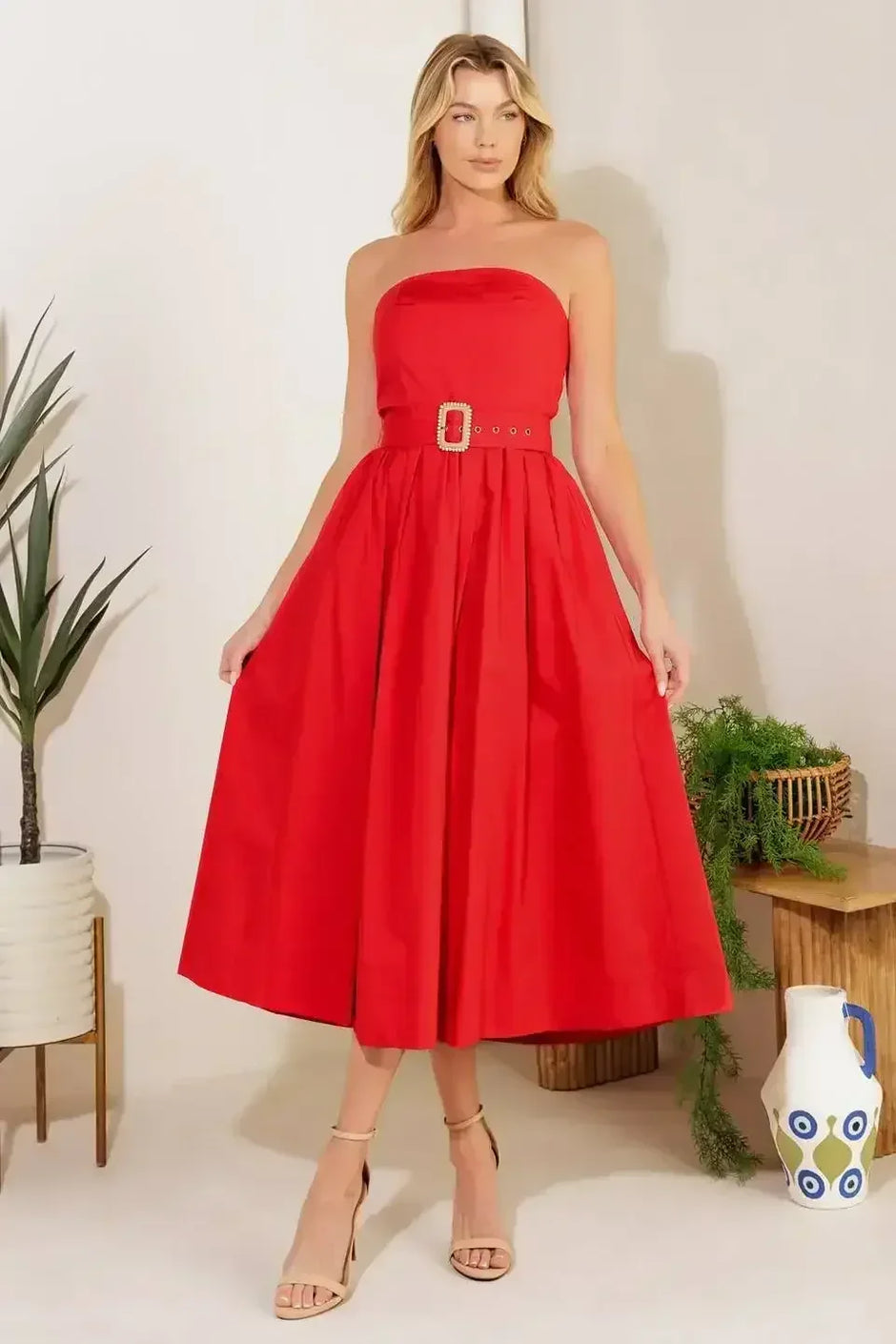 Shop Stunning Red Dresses Collection | Lady Black Tie
