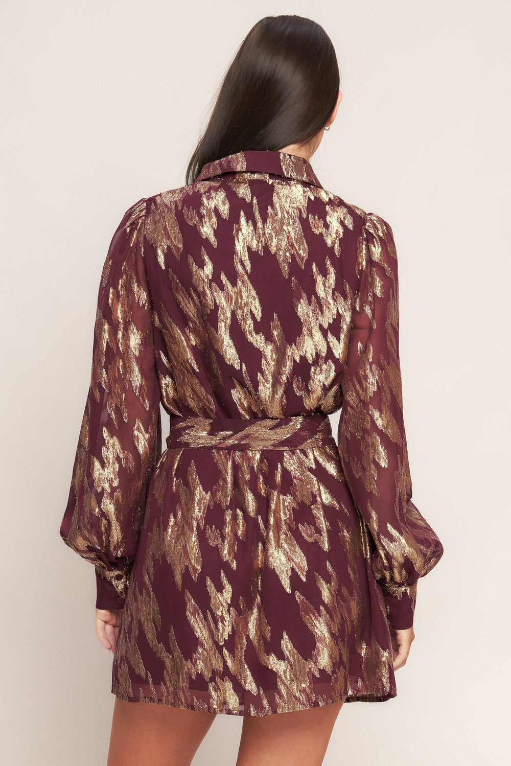 METALLIC MUSE BURGUNDY LONG SLEEVE MINI DRESS | Lady Black Tie