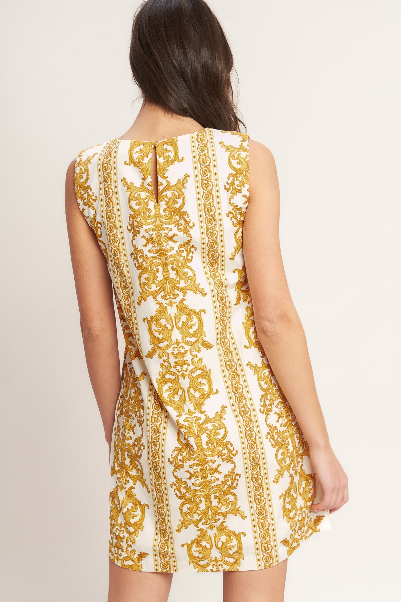 CITY GIRL WITH EDGE YELLOW MINI SHIFT DRESS | Lady Black Tie